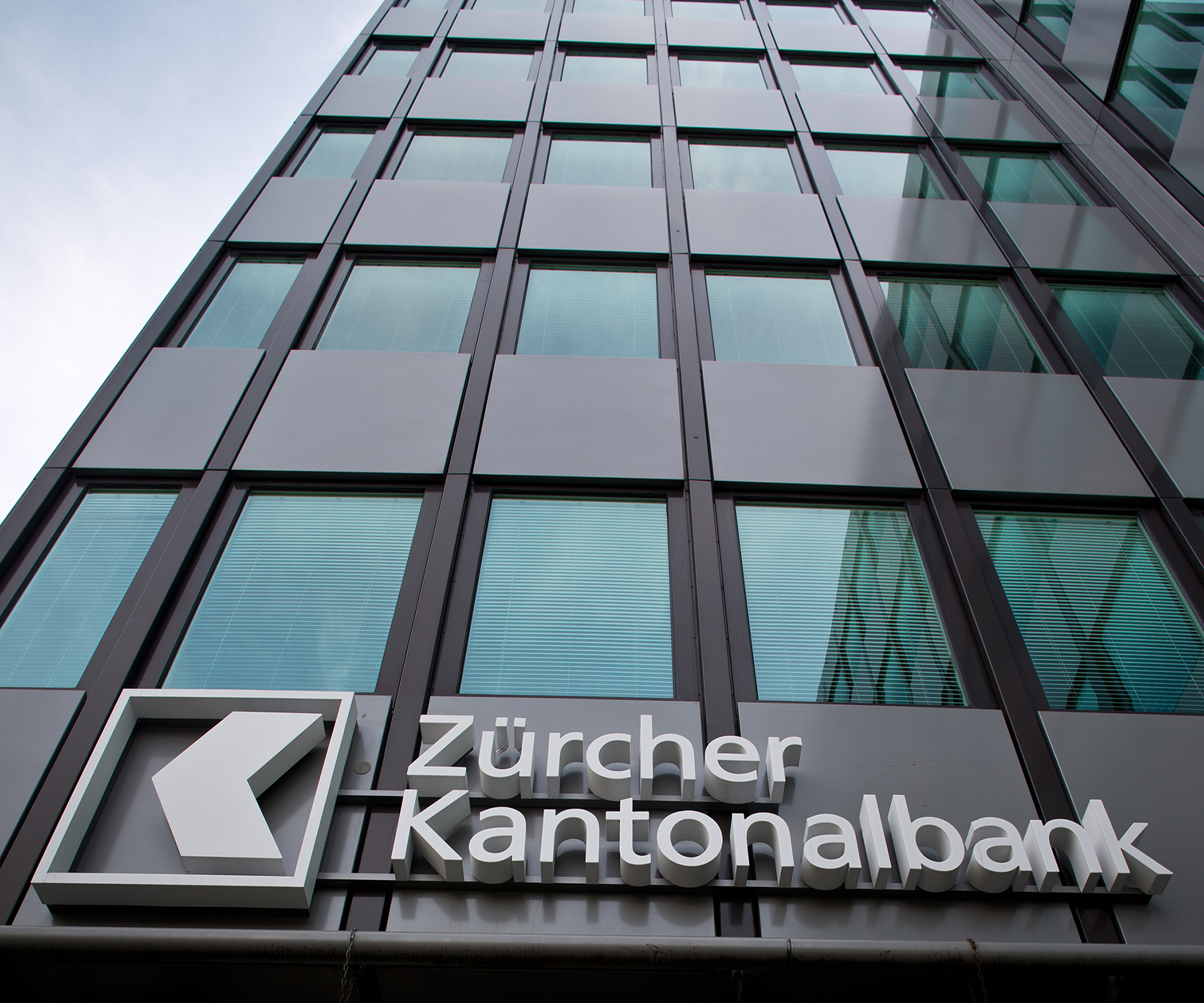 Bilder der Unternehmensführung der Zürcher Kantonalbank